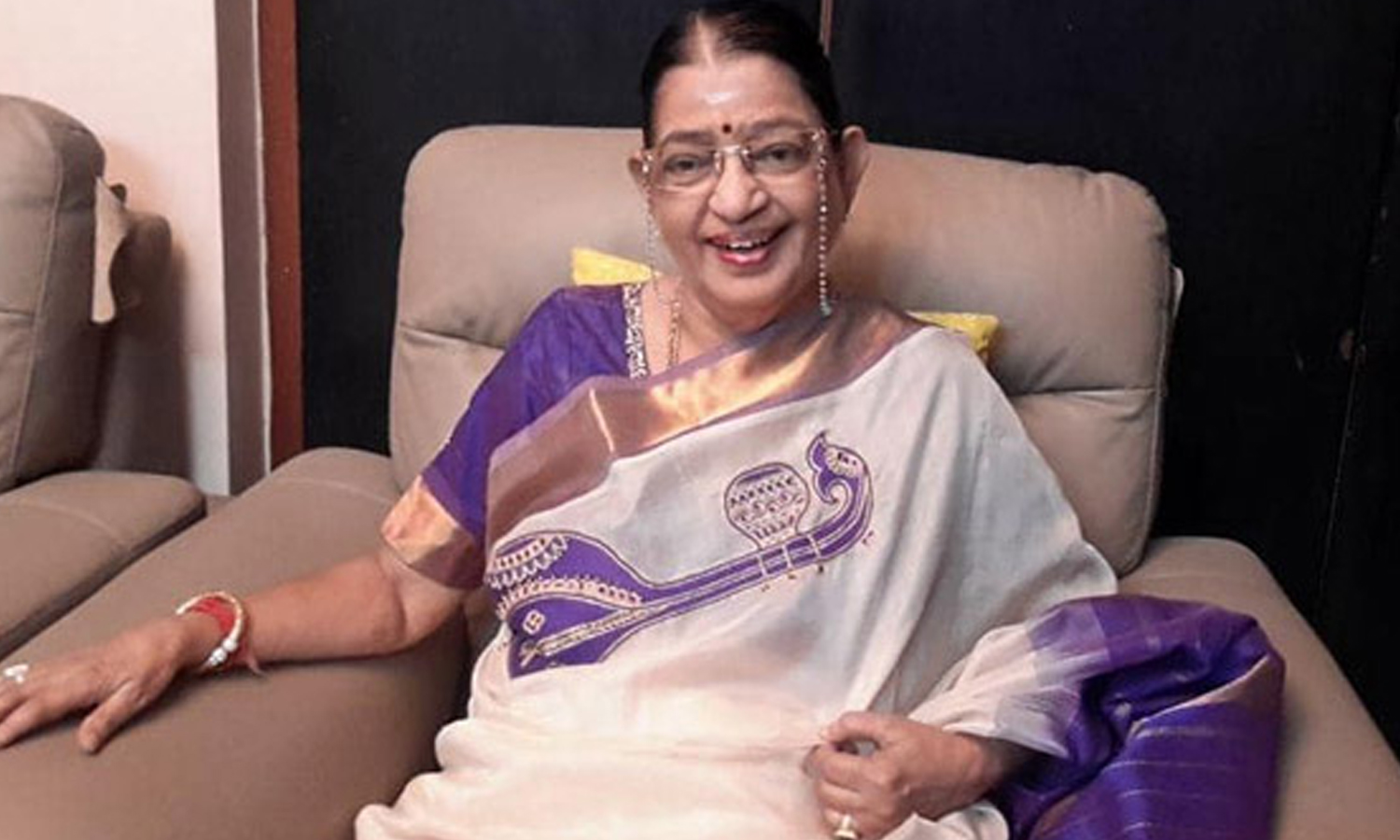 P Susila returned home after treatment- சிகிச்சைக்கு பிறகு நலமுடன் வீடு ...
