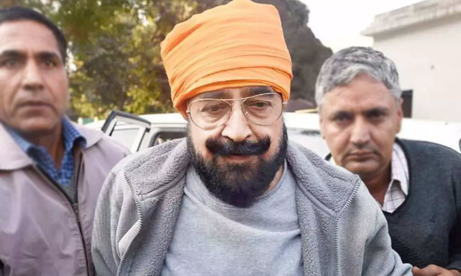 pearls groups nirmal singh bhangoo accused in rs 45000 crore scam ...