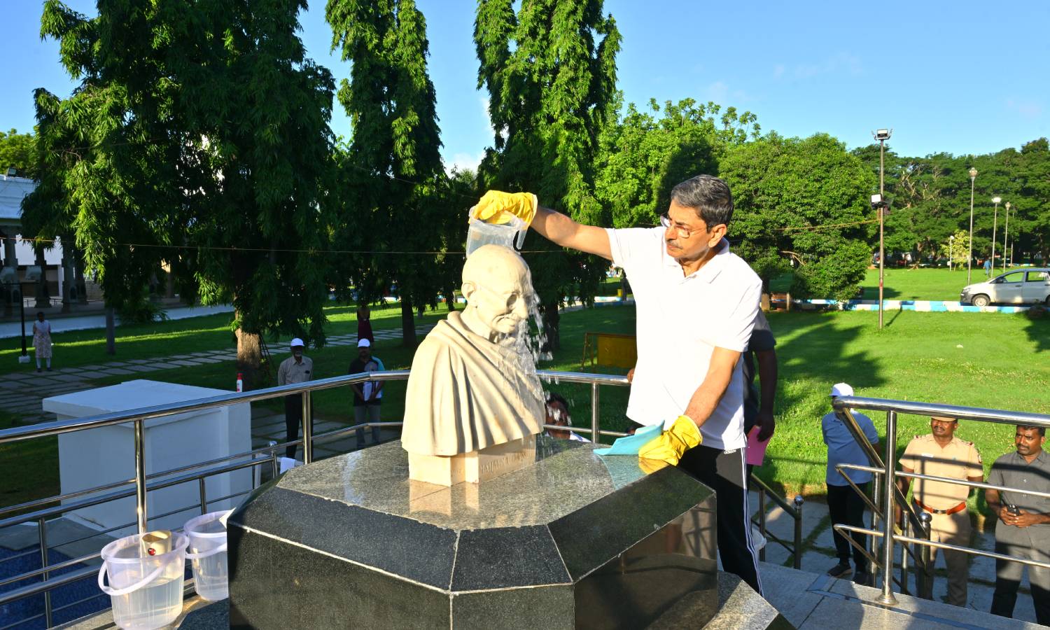 தூய்மை இந்தியா திட்டம்/Clean India Project