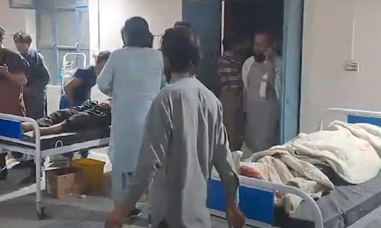 gunmen attack in pakistan 20 miners death, பாகிஸ்தானில் மர்மநபர்கள் ...