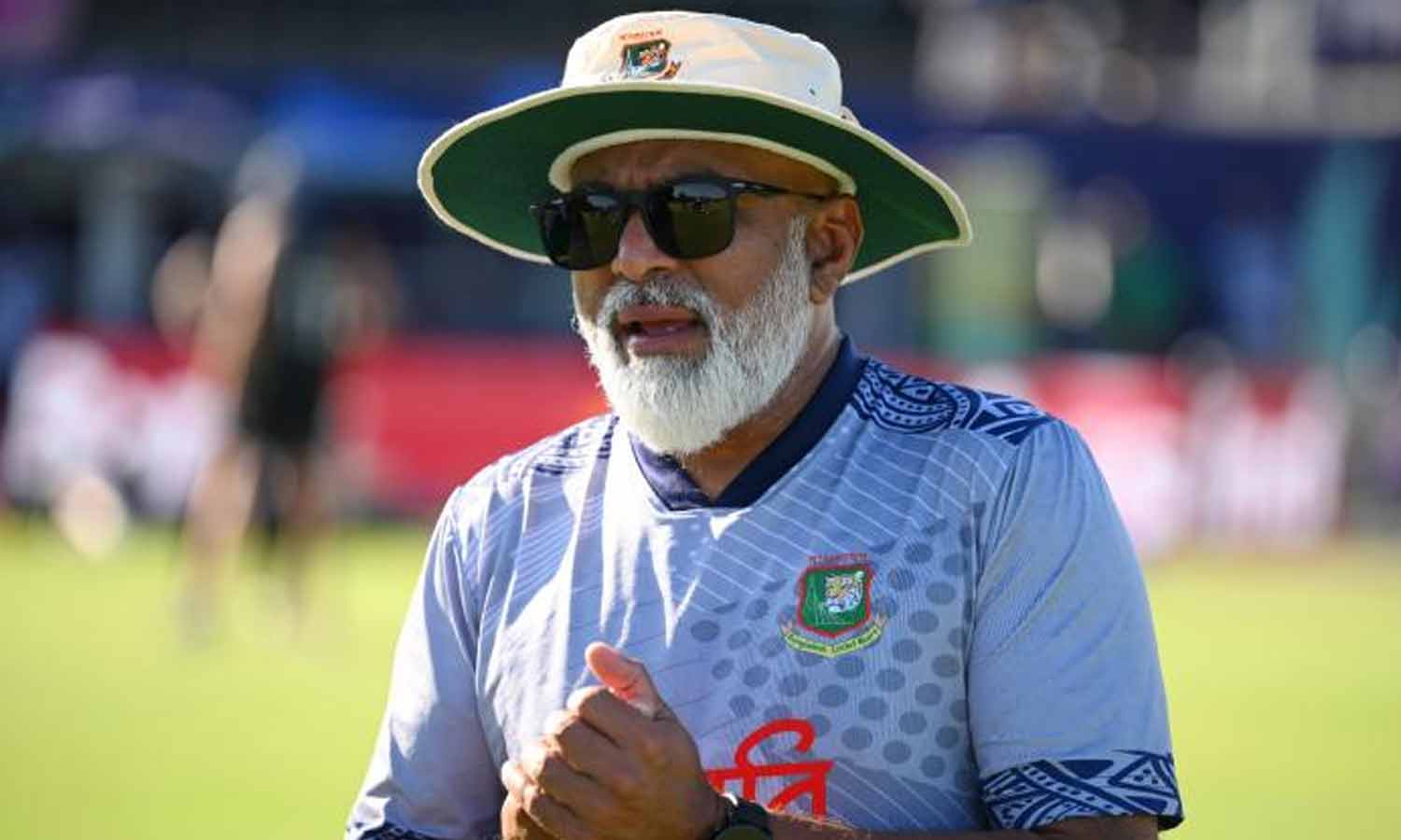 வங்கதேச அணியின் தலைமை பயிற்சியாளர் நீக்கம்: இடைக்கால பயிற்சியாளர் ...