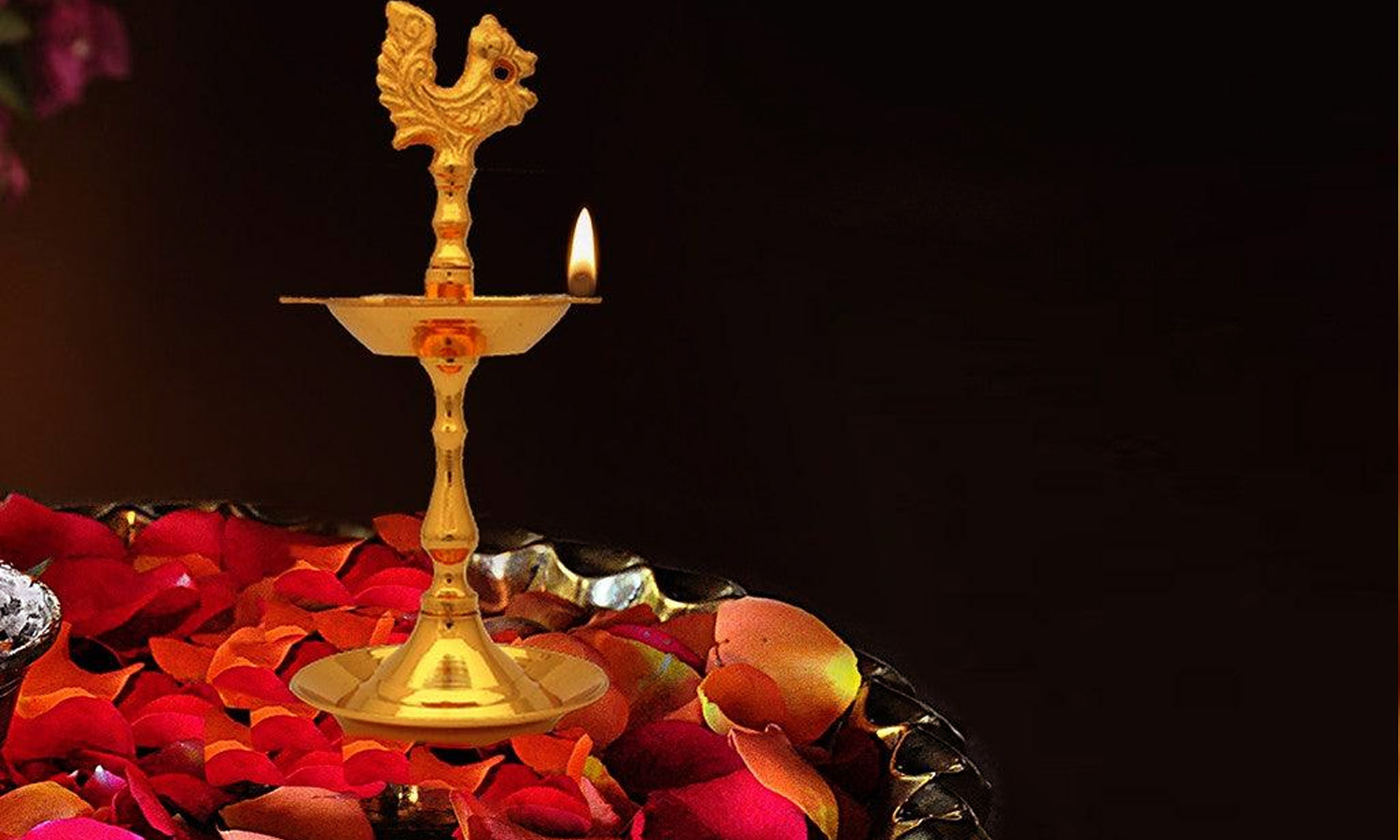 எந்த நேரத்தில் விளக்கேற்றினால் என்ன பலன்? | Entha Nerathil Vilakku ...