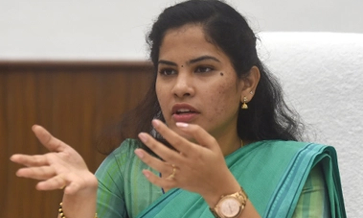 Mayor Priya says Immediate action to dispose of stagnant rainwater in ...