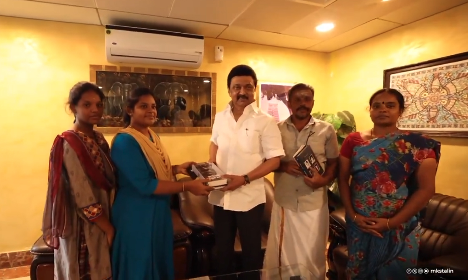 Chief Minister MK Stalin tweet with resilience on girl study- பெண் ...