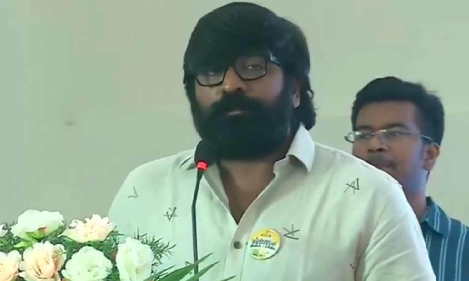 PAN CARD விண்ணப்பிக்கும் இணையதளத்தில் தமிழ் மொழியும் சேர்க்கப்பட வேண்டும்- விஜய் சேதுபதி, Vijay ...