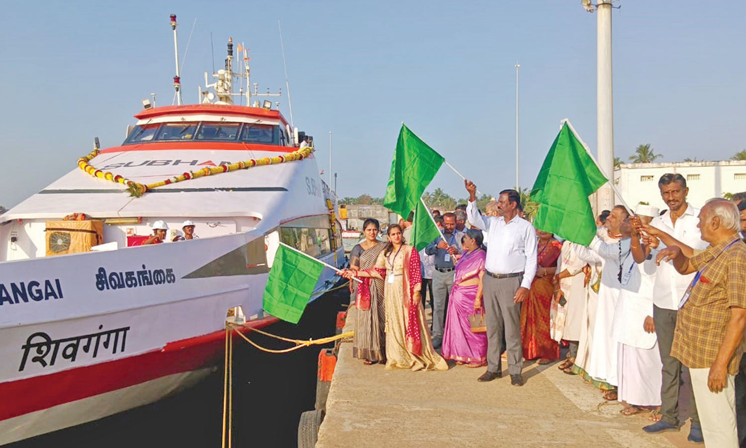 நாகை துறைமுகத்தில் இருந்து 83 பயணிகளுடன் இலங்கைக்கு புறப்பட்ட ‘சுபம் ...