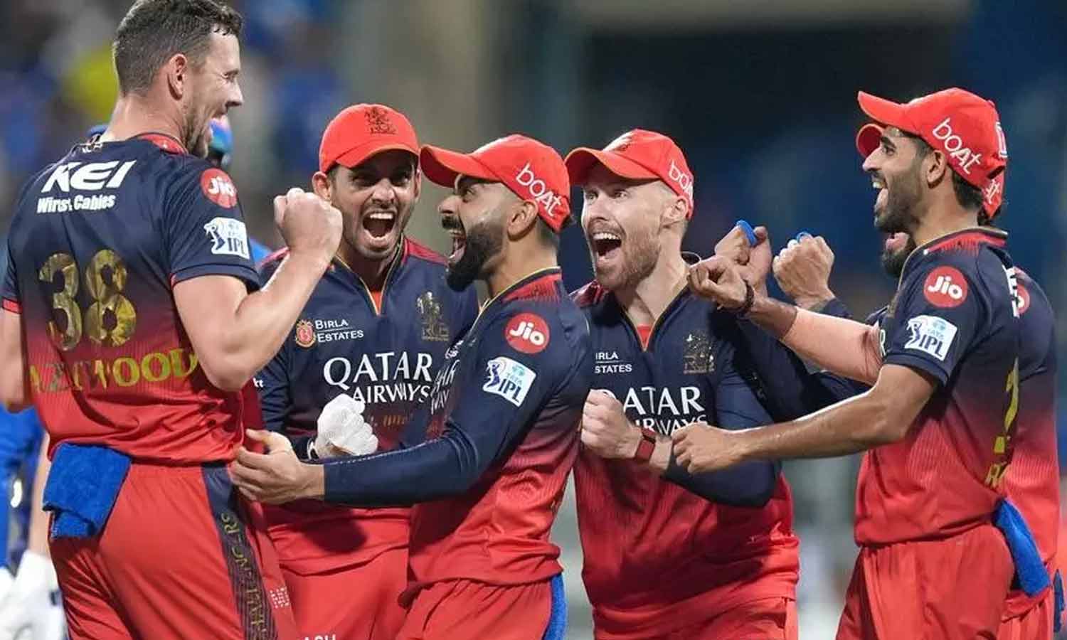 டெல்லியை பின்னுக்கு தள்ளி மோசமான சாதனையில் முதல் இடம் பிடித்த ஆர்சிபி ...