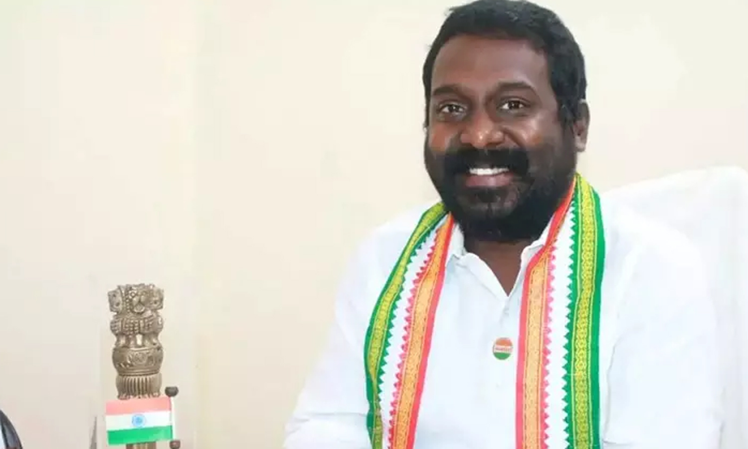 10-ம் வகுப்பு பொதுத்தேர்வில் வெற்றி பெற்ற மாணவ செல்வங்களுக்கு ...