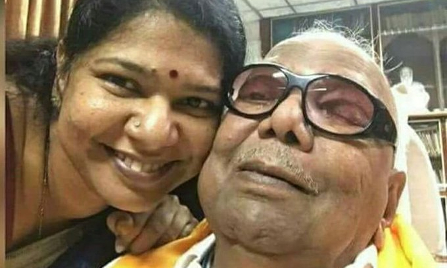 அப்பாவை நான் ரொம்ப மிஸ் பண்றேன் - கனிமொழி, Father's Day kanimozhi says ...