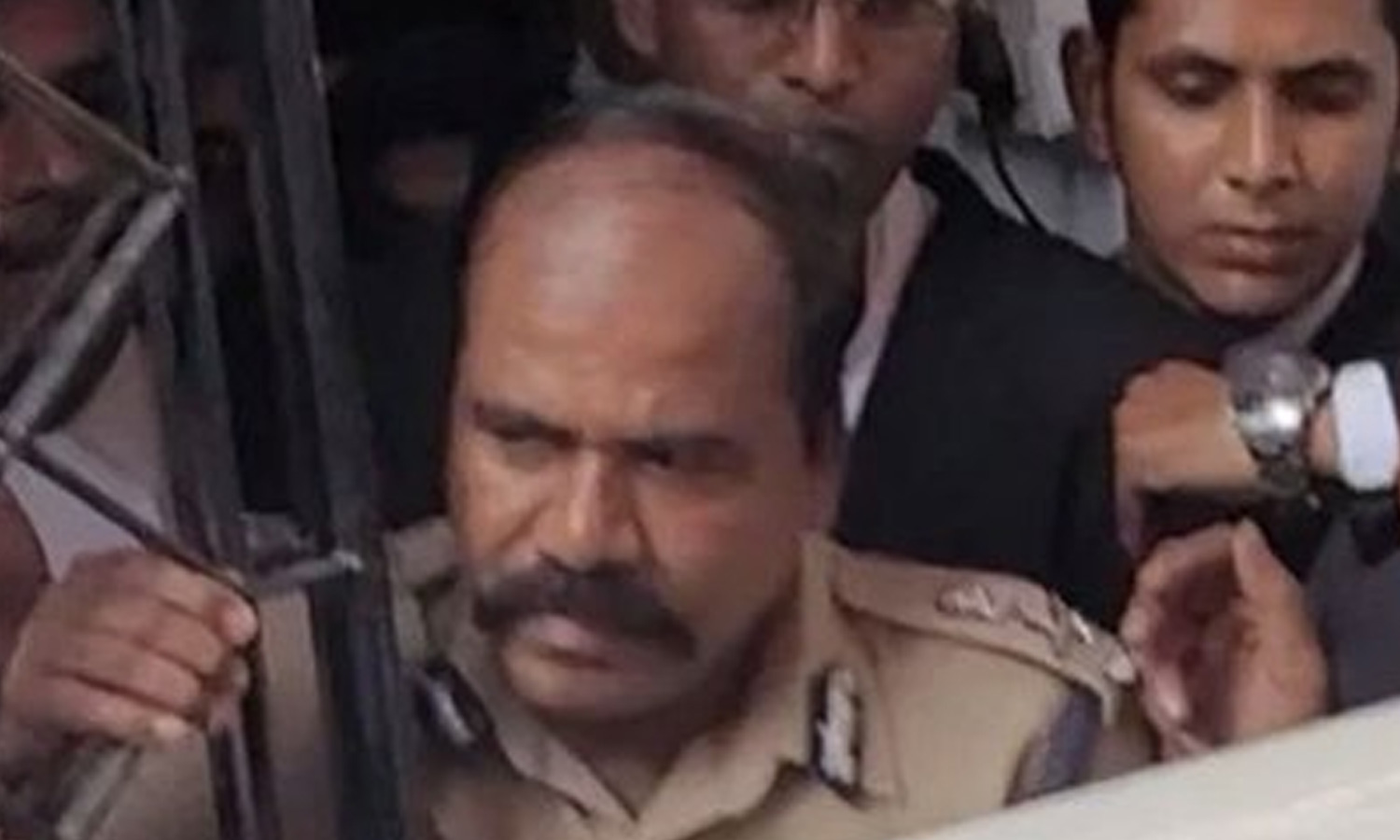 ஏ.டி.ஜி.பி. ஜெயராமை சஸ்பெண்ட் செய்யுமாறு தமிழக அரசுக்கு காவல்துறை ...