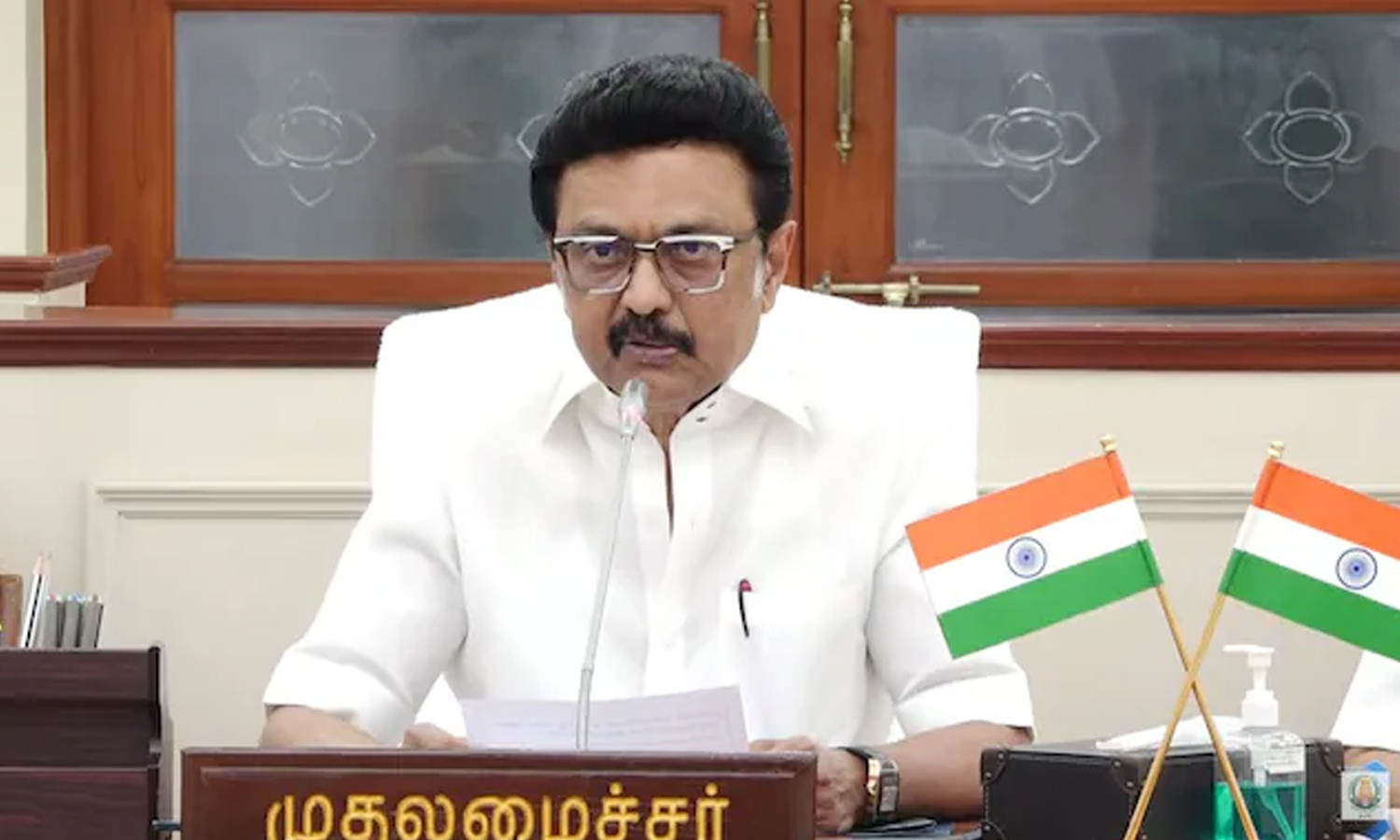 இளநிலை உதவியாளர்- தட்டச்சர் வேலைக்கு தேர்வான 50 பேருக்கு பணி நியமன ஆணை ...