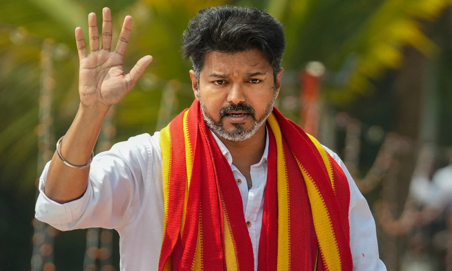 அ.தி.மு.க., பா.ஜ.க.வுடன் கூட்டணி இல்லை- விஜய் திட்டவட்டம், Vijay says ...